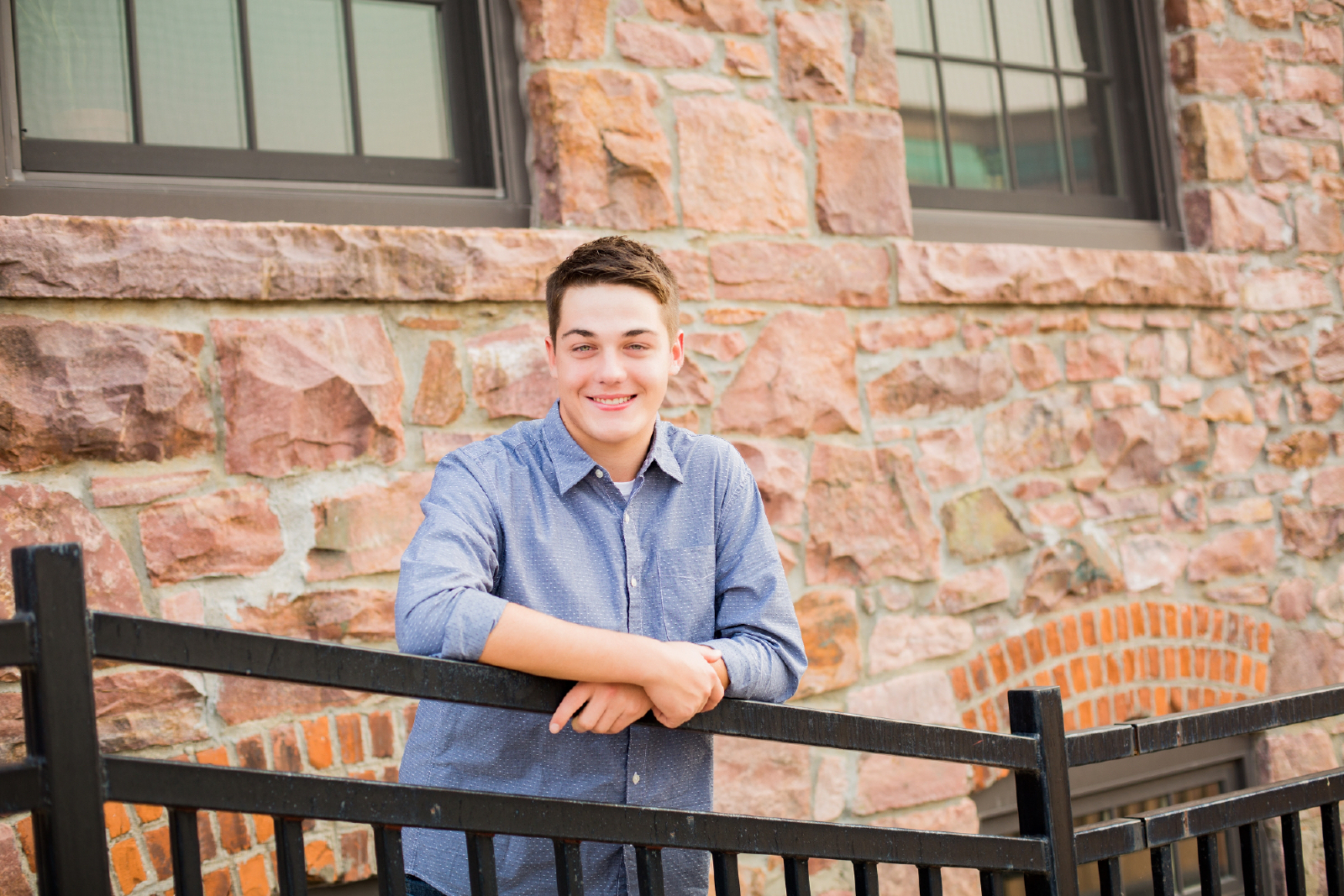 Sam | Sioux Falls, SD Senior Photography » Nicole Marie Photography